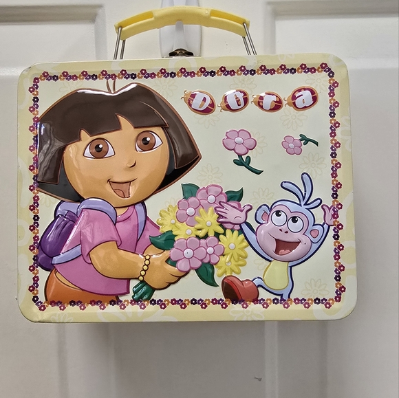 Nickelodeon | Other | Dora The Explorer Beauty And Bloom Tin Canvery ...